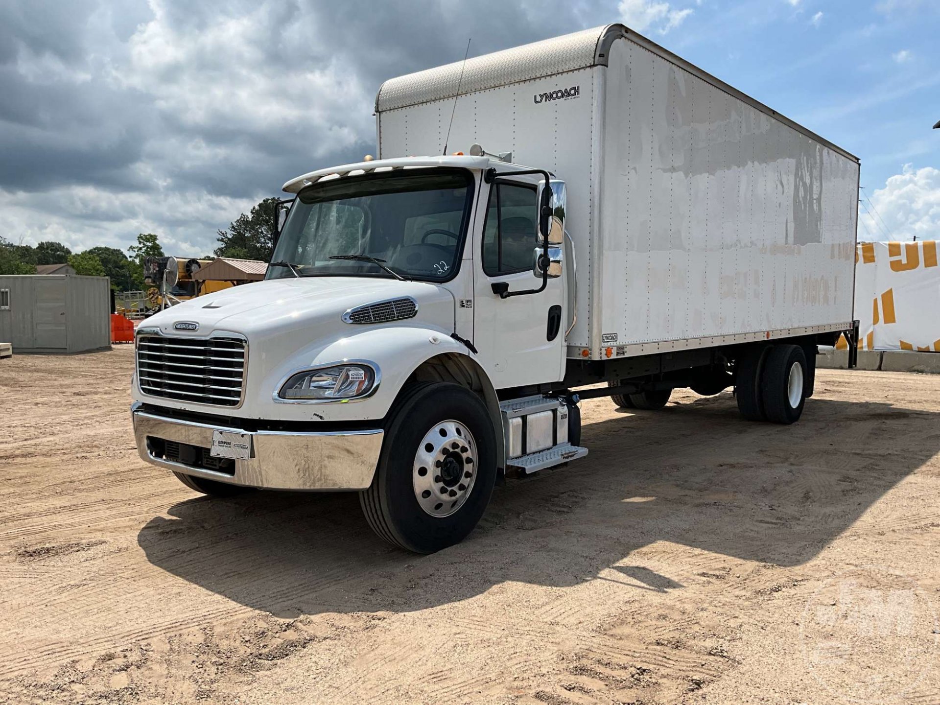 Used 2022 FREIGHTLINER M2 Box Truck - Straight Truck in Brooklyn, MS ...