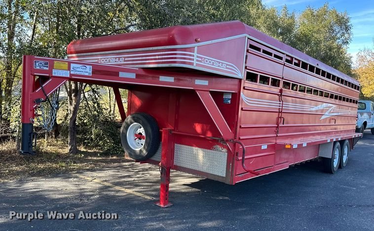 Used 2021 Donahue SS720-4N Livestock Trailer in Manhattan, KS | NextTruck