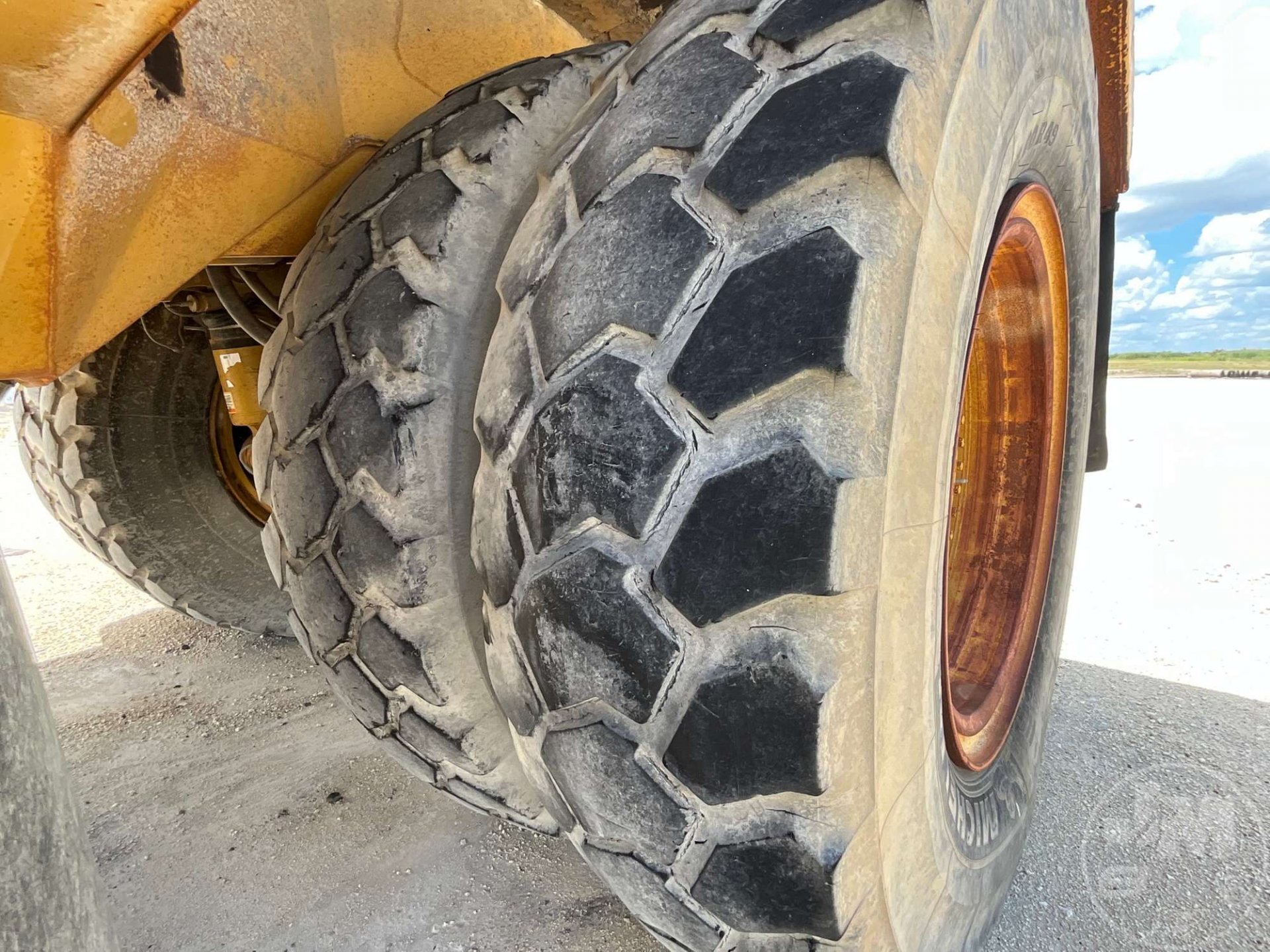 Used MEGA CORP MHT175 175 TON COAL HAULER S/N: 1056496 TO FIT CAT 777F ...