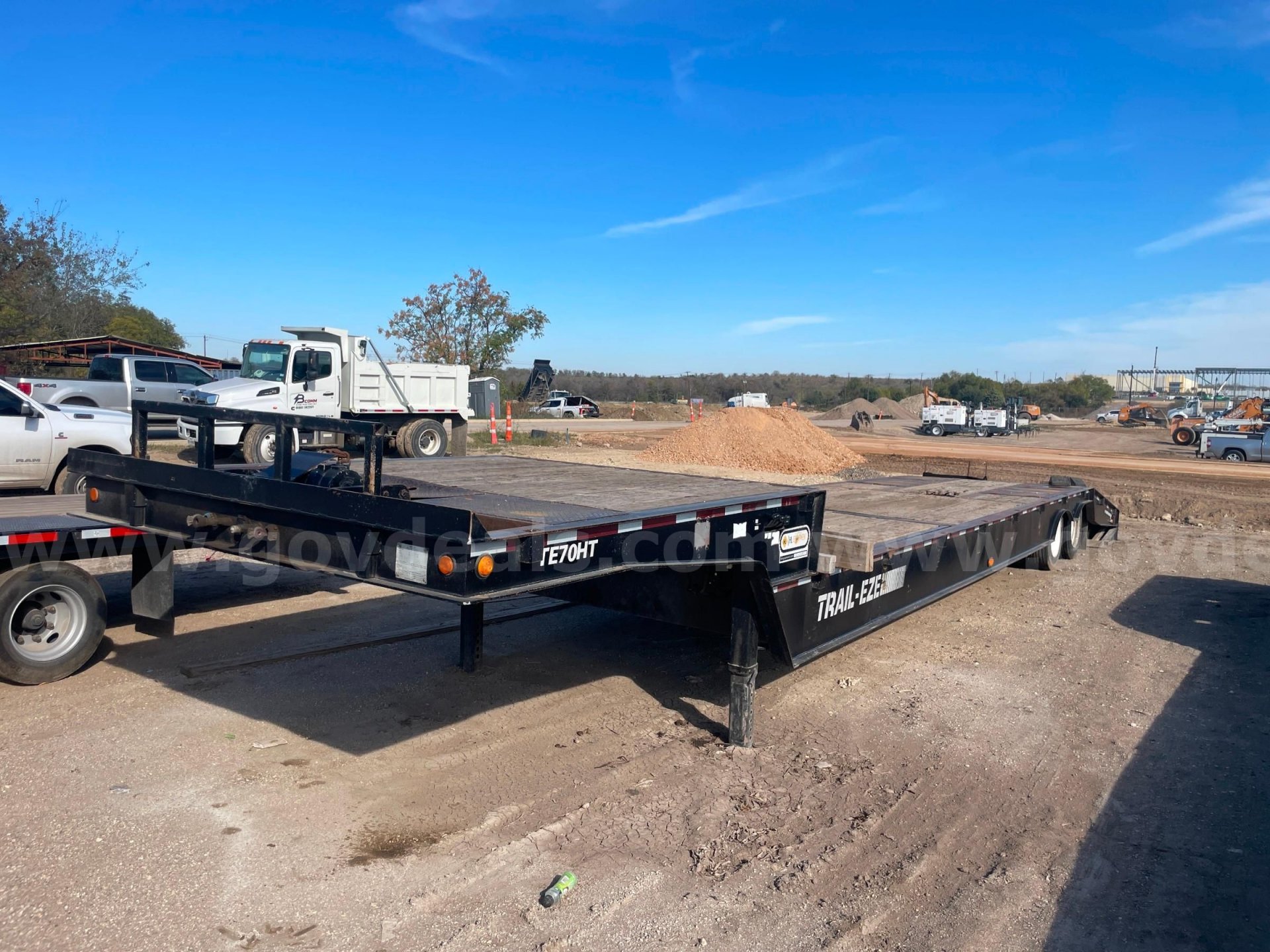 Used 2002 Trail-eze TE70HT48 Equipment Trailer in Buda, TX | NextTruck